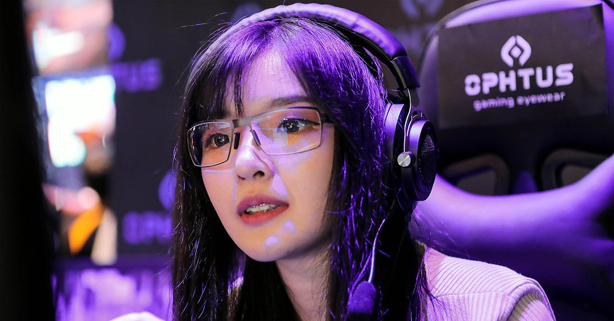 OPHTUS เปิดตัว แว่นกรองแสง สำหรับเกมเมอร์ บิดงอได้ ทับไม่หัก ตกไม่แตก