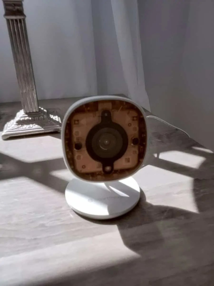 OnePlus 8 Pro สามารถใช้ฟิลเตอร์ Photochrom ถ่ายภาพทะลุวัตถุได้!