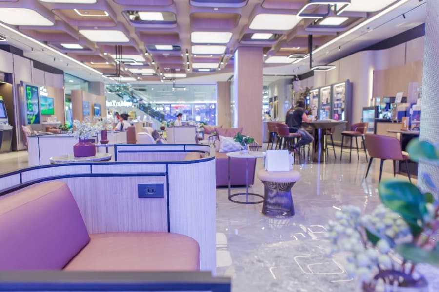 AIS Serenade Club Flagship Store สาขาเซ็นทรัลลาดพร้าว ที่สุดของบริการ ...