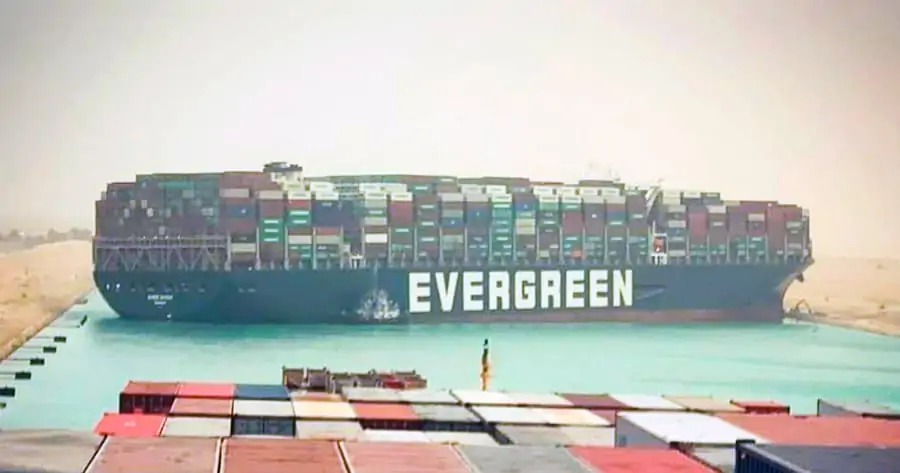 เรือ Ever Given ยังไม่สามารถออกจากคลองสุเอซได้ จนกว่าจะจ่ายเงินชดเชย 1 ...