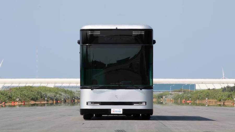 Foxconn เปิดตัว Foxtron รถยนต์ไฟฟ้าต้นแบบทั้งแบบ ซีดาน, SUV และรถบัส