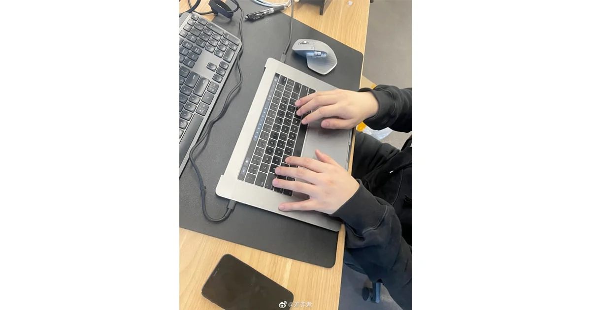 พ่อค้าหัวใส เอา MacBook Pro รุ่นเก่า ถอดหน้าจอออก ลูกค้าชอบใจบอกคุ้ม ...