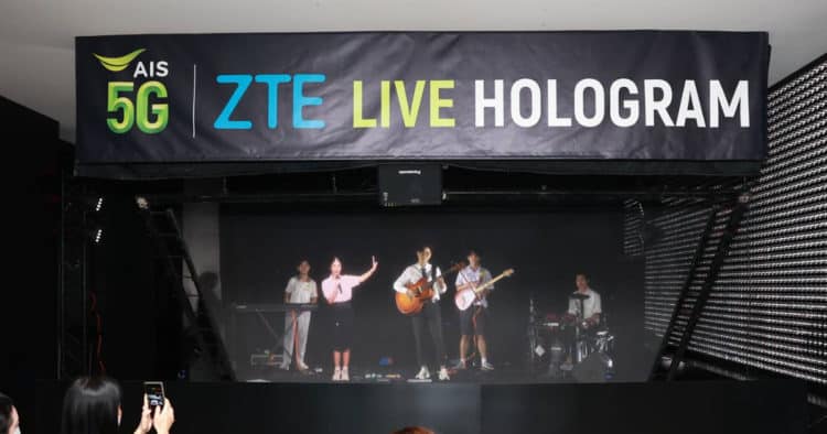 AIS 5G จับมือ ZTE โชว์ LIVE Hologram จัดถ่ายทอดสดจากต่างสถานที่ได้แบบ Real Time