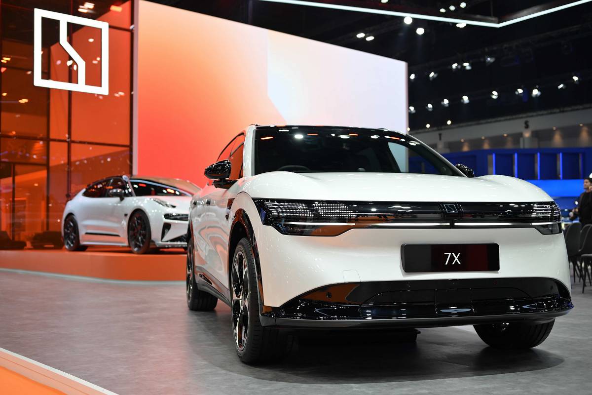 ZEEKR เปิดรับจอง 7X - 009 รุ่น 7 ที่นั่งครั้งแรกที่ Motor Show 2025